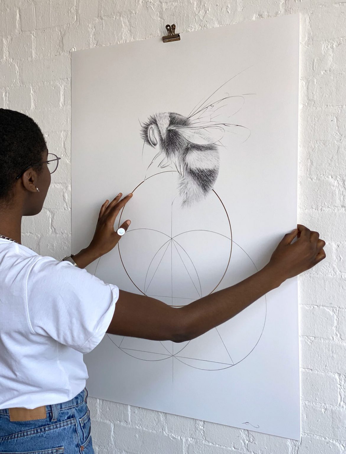 The Bee And The Golden Circle by Jessica Albarn - Nelly Duff