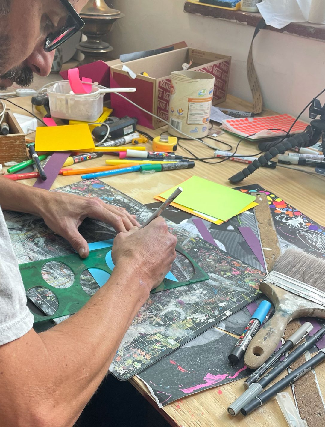 Diversion by Pablo Delgado - Nelly Duff